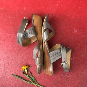 Talbots | Shoes | Talbots Womens Platforms Sandals 85 M | Poshmark